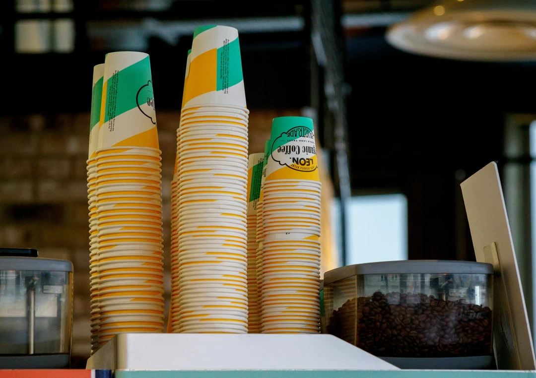 Disposable Paper Hot Cups & Lids in Bulk – unitedpakstore